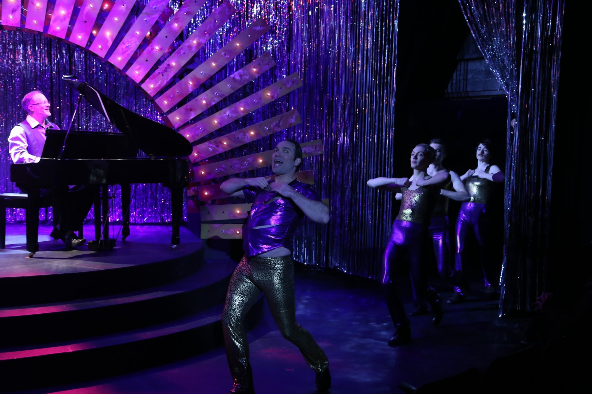 Front Row Centre - The Boy From Oz