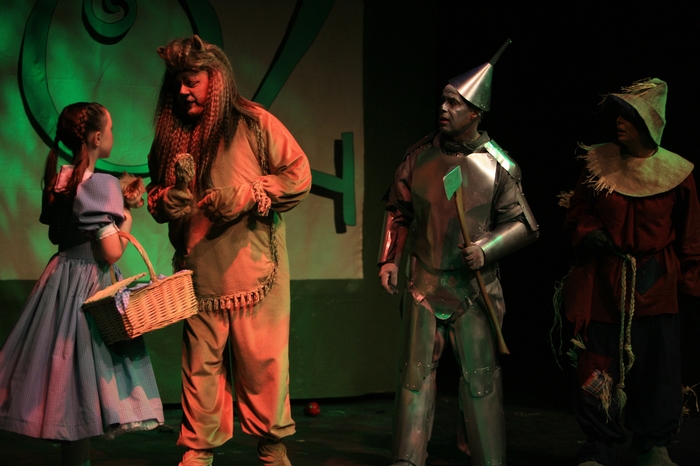 Front Row Centre - Wizard of Oz