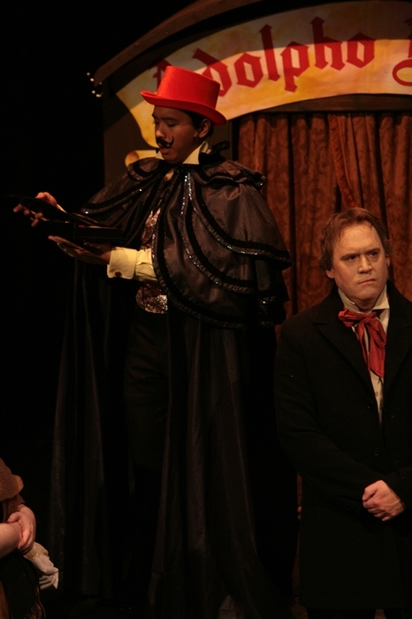 Front Row Centre - Sweeney Todd: The Demon Barber of Fleet Street