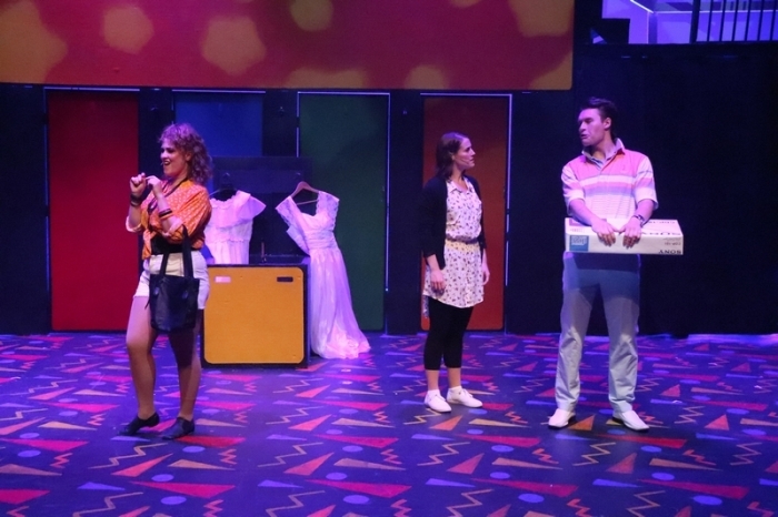 Front Row Centre - The Wedding Singer